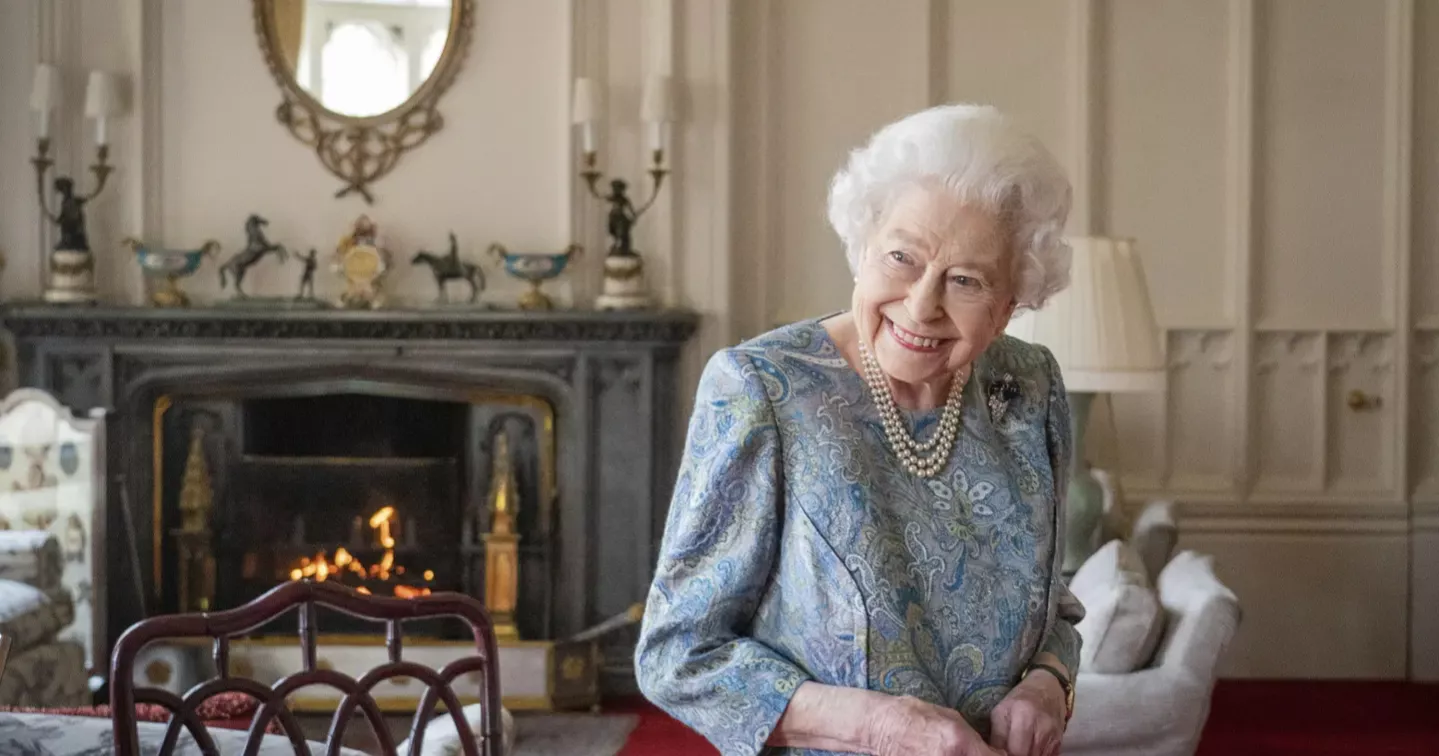 Buckingham Palace to host largest-ever exhibition of Queen Elizabeth II ...